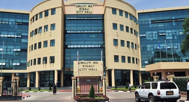 Umujyi wa Kigali: Babangamiwe n’abagira inzira ubwiherero - Isango Star ...