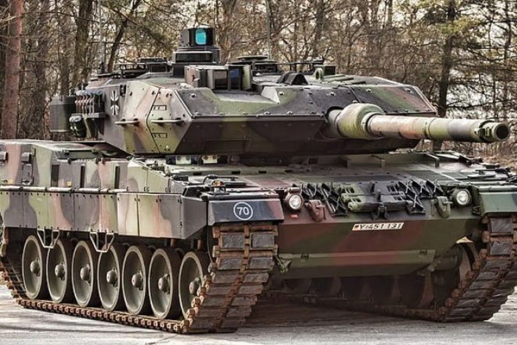 “Intwaro z’Iburengerazuba zizatwikirwa muri Ukraine”: Kremlin - Isango ...