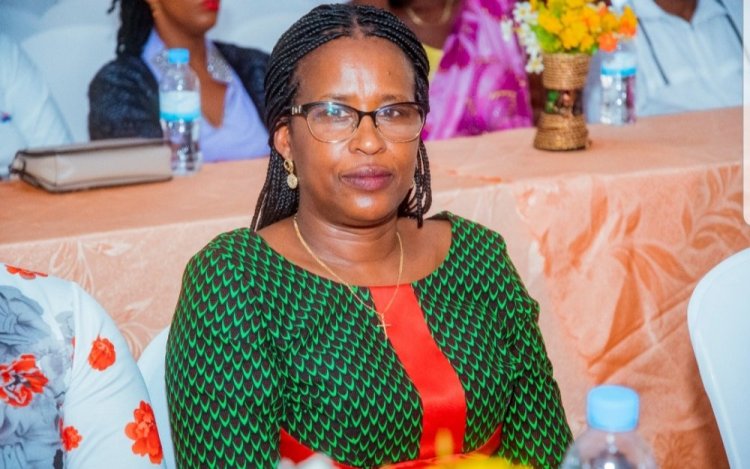 Abagore bo mucyaro barishimira ko ubuyobozi bubatekerezaho bukabafasha ...