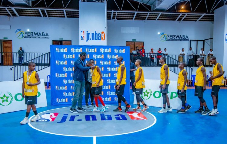 Basketball: Lycée de Kigali na GS Marie Reine Rwaza begukanye “2023 Jr ...