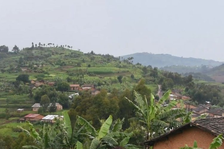 Nyaruguru: Bashyira n’abapfuye ku rutonde! Abayobozi baranengwa ...