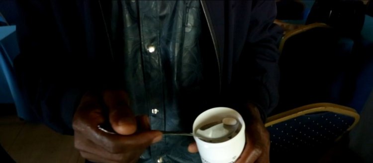 Hari abakuze bacyumva ko ibinini by’inzoka byagenewe abana gusa ...