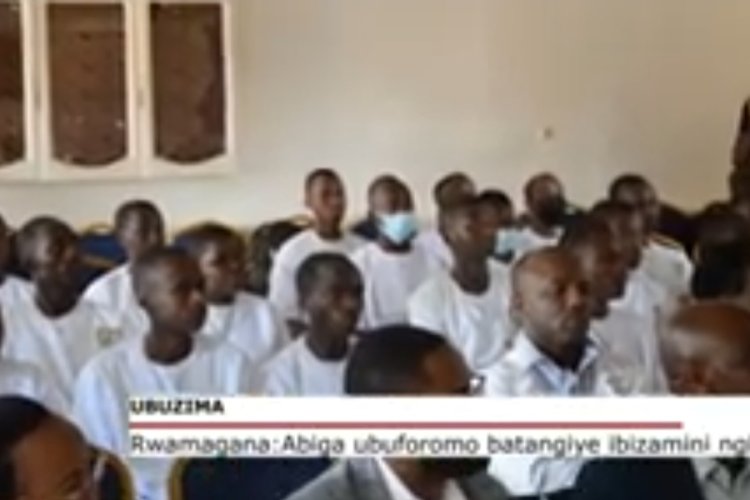 Abari gusoza amasomo y'igiforomo mu mashuli yisumbuye bashobora guhita ...