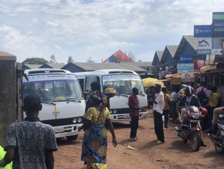 Rwamagana: Ubuzima bw’abacururiza mu isoko rya Ntunga buri mu kaga ...