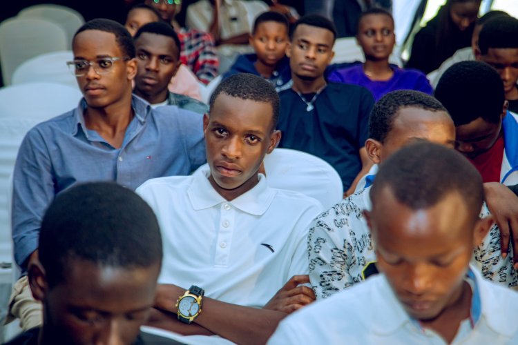 Urubyiruko rurasabwa gukoresha amahirwe igihugu cyabashyiriyeho ...